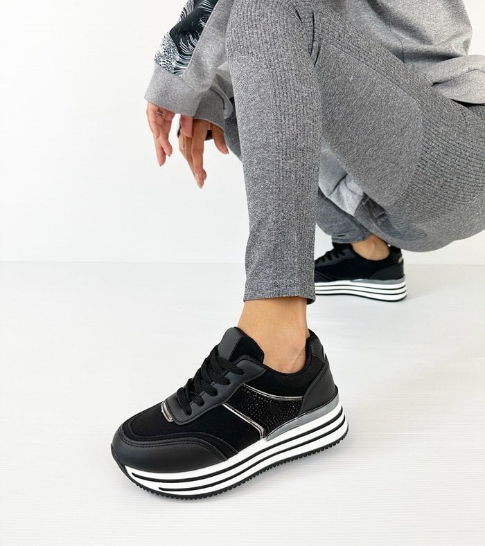 Sneakers Manfredi primavera estate con zeppa e strass