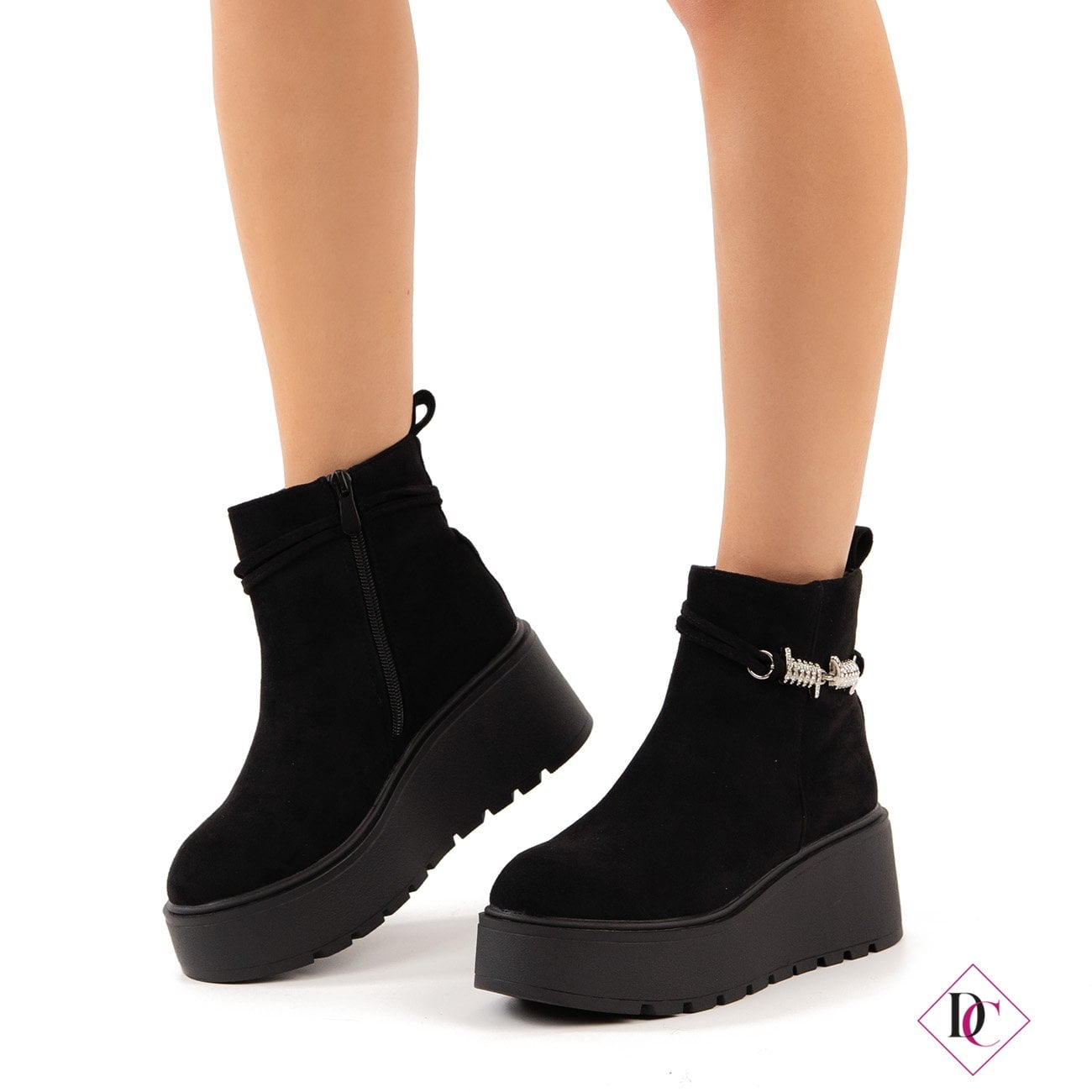 Botines elegantes Cooper con cuña alta